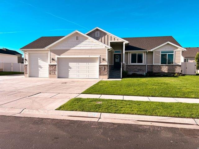 2467 W 3375 S, West Haven, UT 84401