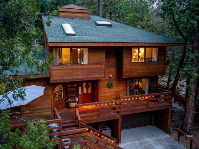 24680 Fern Valley Rd, Idyllwild, CA 92549