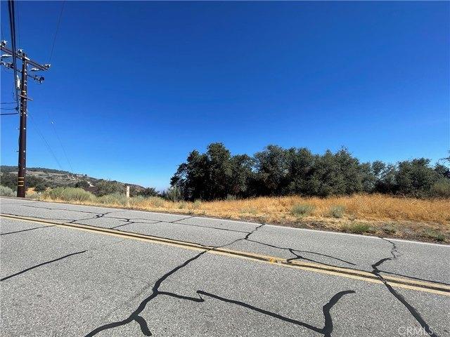 24680 Jacaranda Dr, Tehachapi, CA 93561