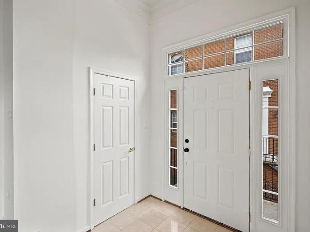 24689 Siltstone Square