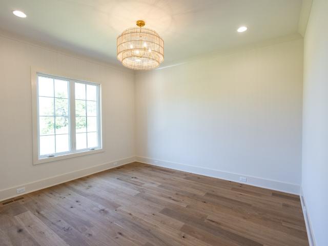 2468 Horn Springs