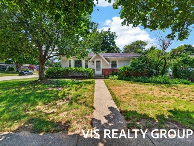 2468 Knollview St SW, Wyoming, MI 49519