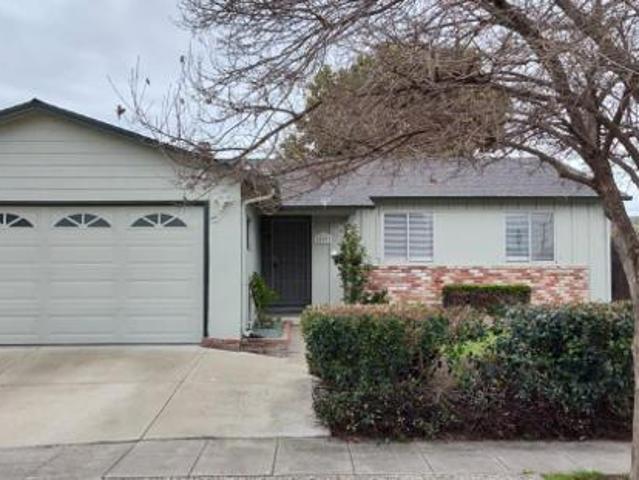 24692 Townsend Ave, Hayward, CA 94544