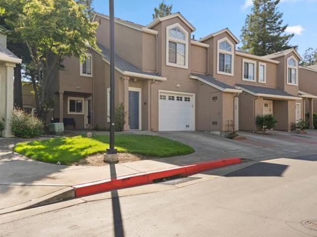 24697 Diamond Ridge Dr, Hayward, CA 94544