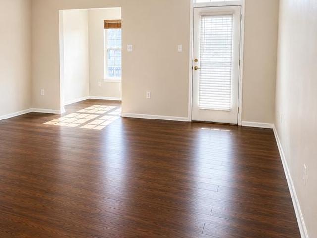 24695 Kings Canyon Square