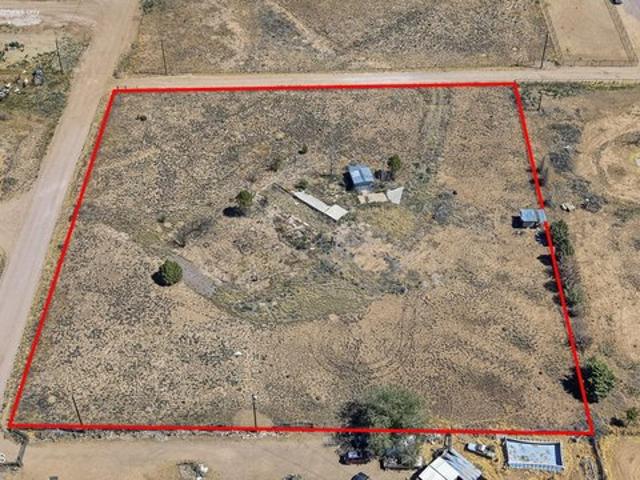 24695 N Catalina St, Paulden, AZ 86334