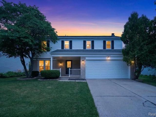 2469 Brookfield St, Canton, MI 48188
