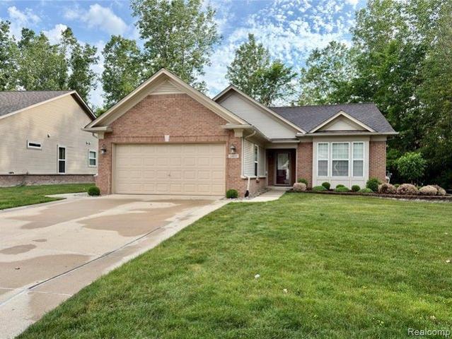 24600 Grand Traverse Ave, Brownstown Township, MI 48134