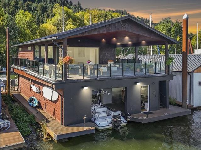 24600 NW St Helens Rd Unit M12, Portland, OR 97231