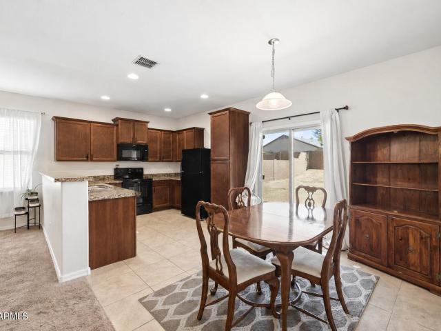 24604 w mobile lane