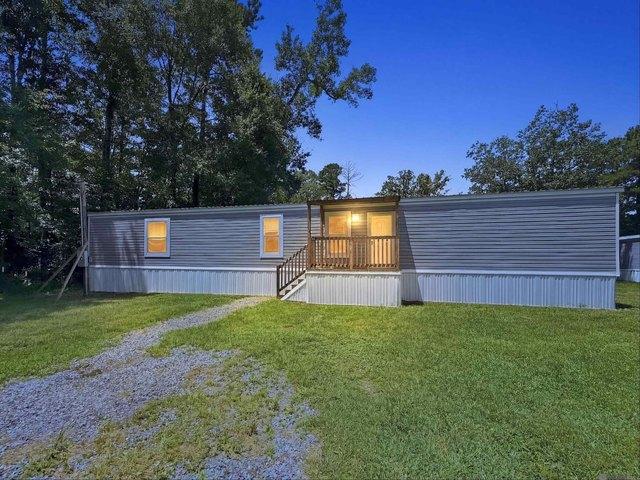 24605 Walker South Rd, Denham Springs, LA 70726