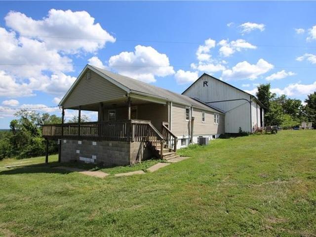 2460 Manown Rd, Monongahela, PA 15063