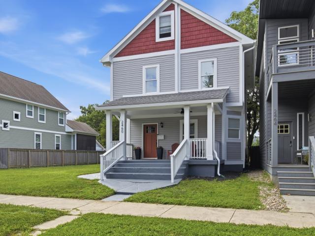 2460 Broadway Street