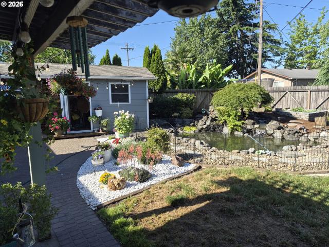 2460 debra dr