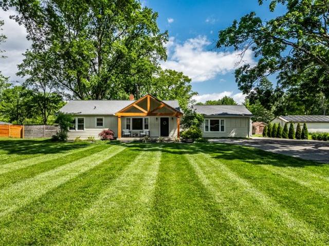 2460 E 99th St, Carmel, IN 46280