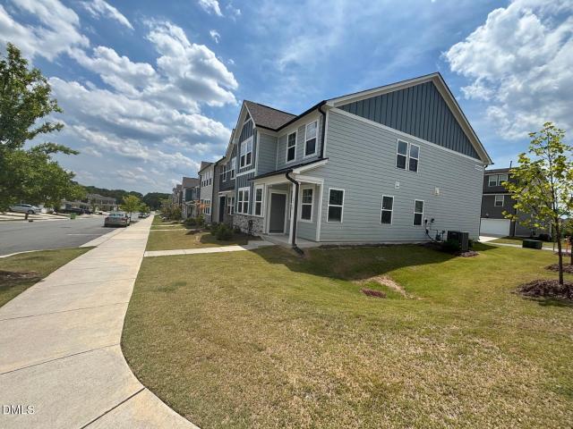 2460 E Hutch Lane