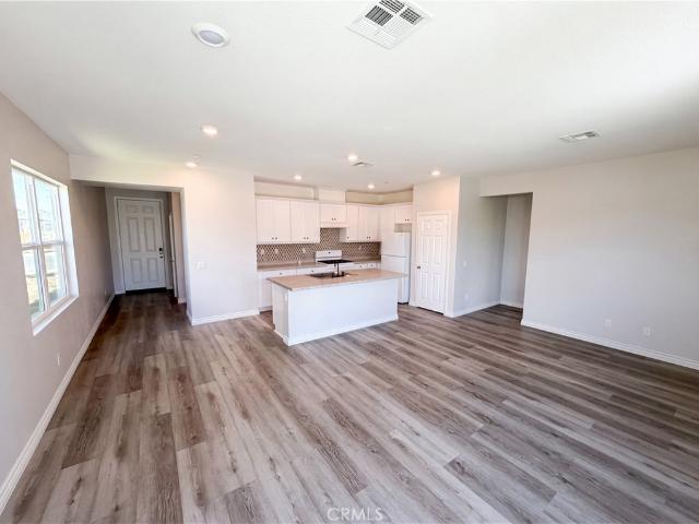 2460 Fernwood Lane