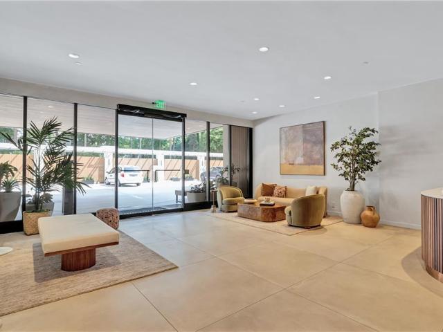 2460 Peachtree Road 1513