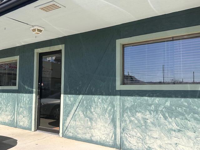 2460 S Business 65 Highway