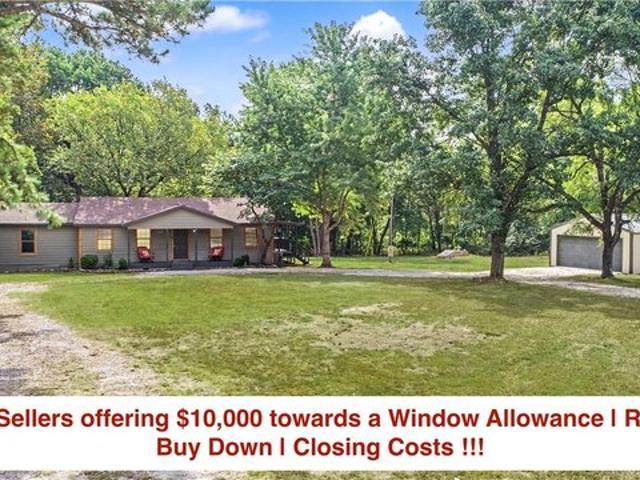 2460 Terra Ln, Tontitown, AR 72762
