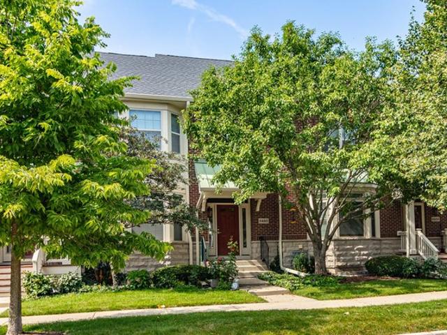 2460 Violet St, Glenview, IL 60026