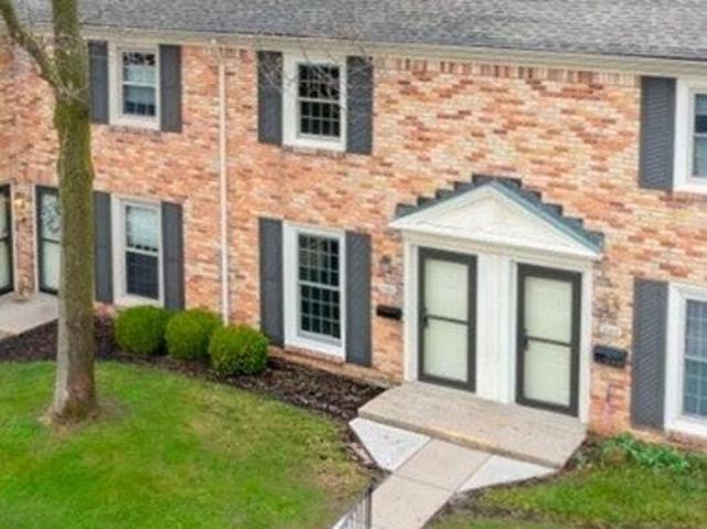 2460 Village Dr SE Unit 67, Grand Rapids, MI 49506