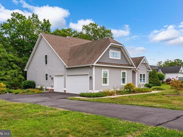 24613 Stillwater Ct, Georgetown, DE 19947