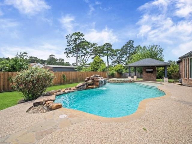 24611 Waterstone Estates Cir S, Tomball, TX 77375
