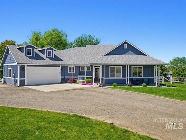 24623 Falcon Ln, Caldwell, ID 83607