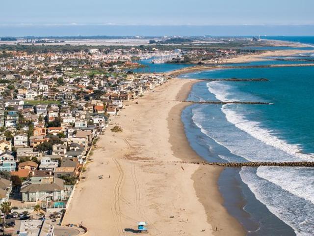 2462 Pierpont Blvd, Ventura, CA 93001