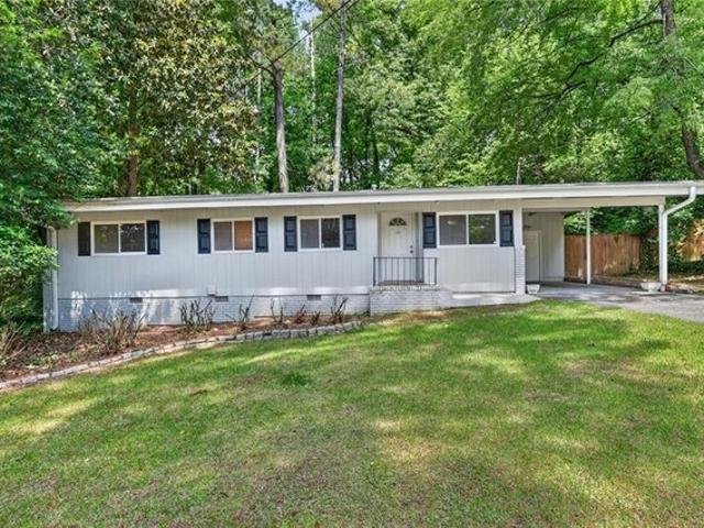 2462 Skyland Trl NE, Brookhaven, GA 30319