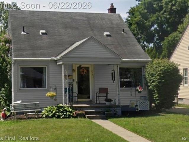 24631 Carlysle St, Dearborn, MI 48124