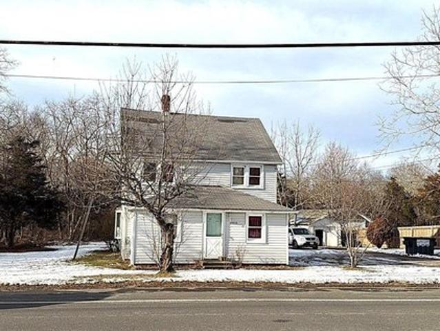 24635 Main Rd, Cutchogue, NY 11935