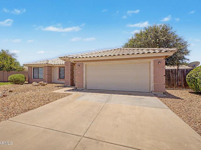 2463 e longhorn place