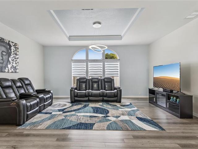 2463 Independence Ln, St. Cloud, FL 34772 | MLS #O6396