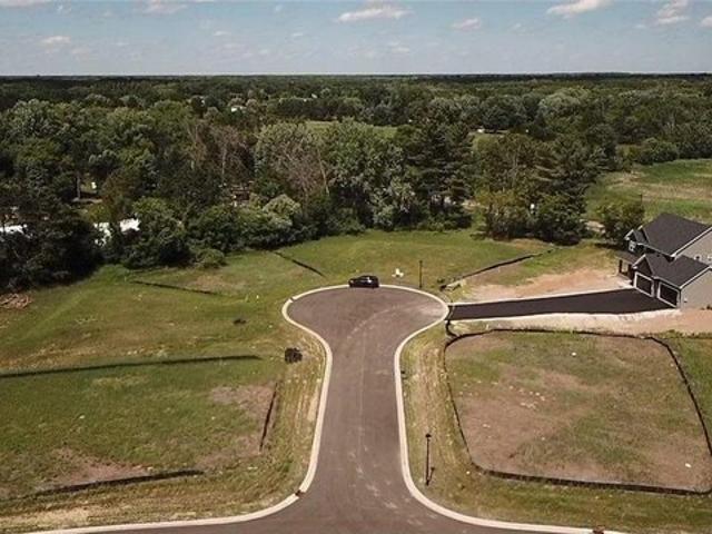 2463 th Ln NE, Ham Lake, MN 55304