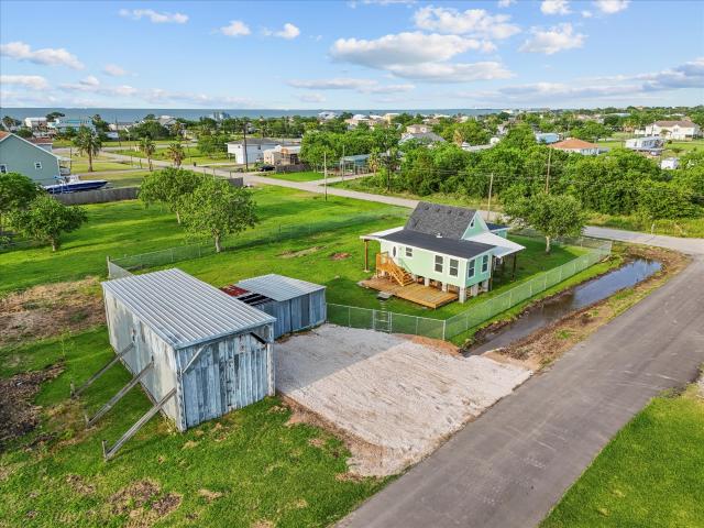 246 18th St, San Leon, TX 77539 | MLS #85258