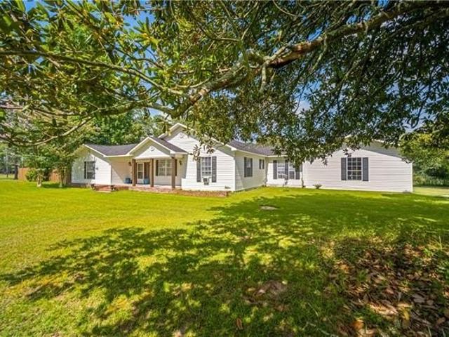 246 Country Club Rd, Leesville, LA 71446