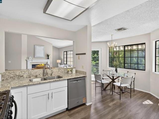 246 Canyon Woods Way Apt C, San Ramon, CA 94582