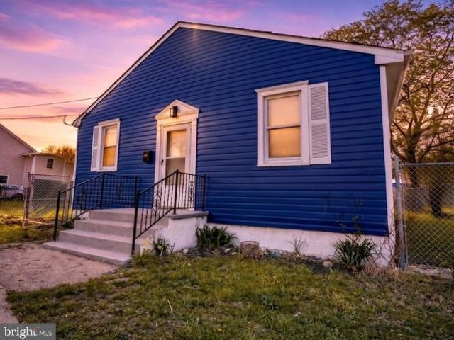 246 Chestnut St, Mount Holly, NJ 08060