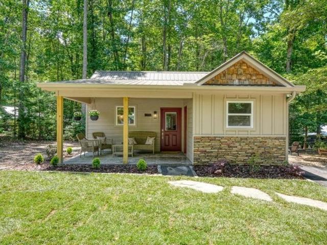 246 Chimney Rdg, Blairsville, GA 30512