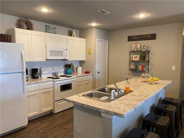 246 and 248 E Anabranch Ct, Farmington, AR 72730
