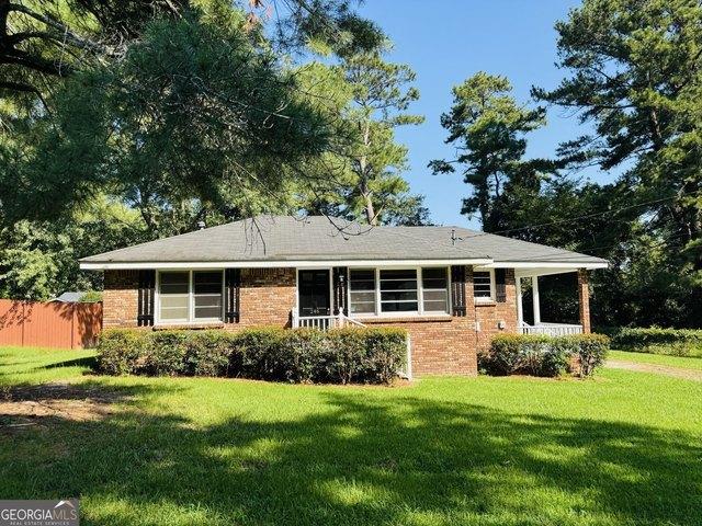 246 Bruce St, Loganville, GA 30052