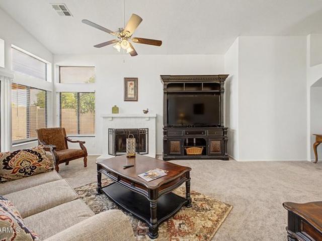 246 E Vaughn Ave, Gilbert, AZ 85234