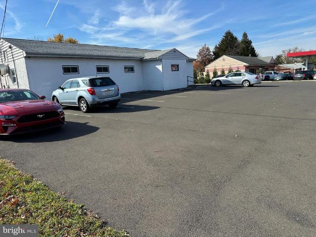 246 E Street Road
