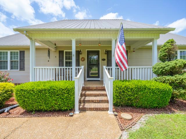 246 Forrest Ave