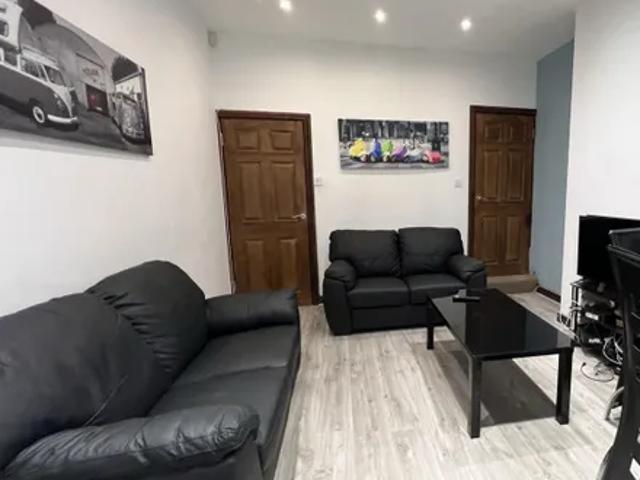 246 Hubert Road, Stirchley, B29 6EP, United Kingdom | 4 bed house for rent #159327144 | Rentberry