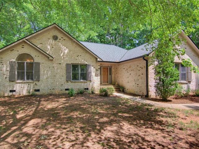 246 Hunters Glen Drive