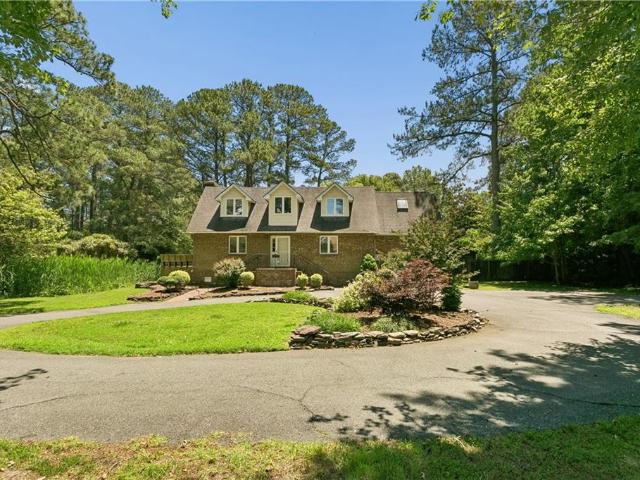 246 Hunts Neck RD