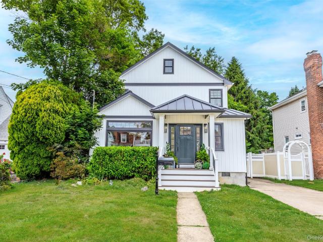 246 Oak Street